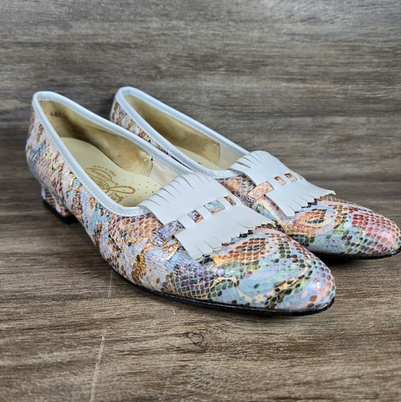 Johansen So Unmistakably | Shoes | Vintage Johansen So Unmistakably ...